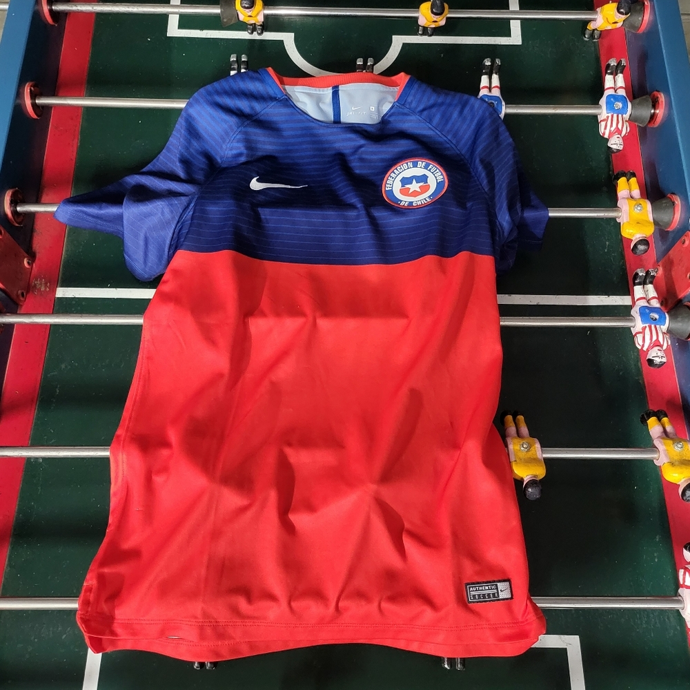 Chile National Team 2018 Soccer Jersey Size M - Gem